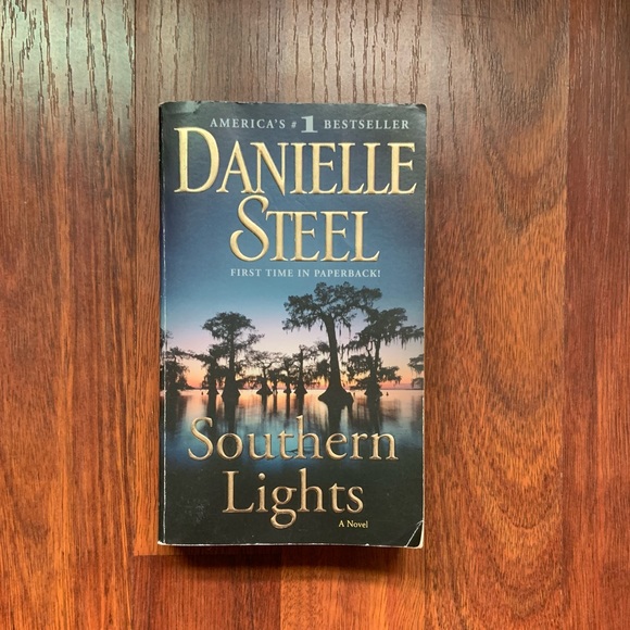 Accents | Southern Lights By Danielle Steele | Poshmark
